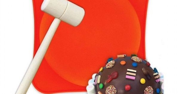 SILICONE PINATA CAKE MOULD - HALF SPHERE SHAPE